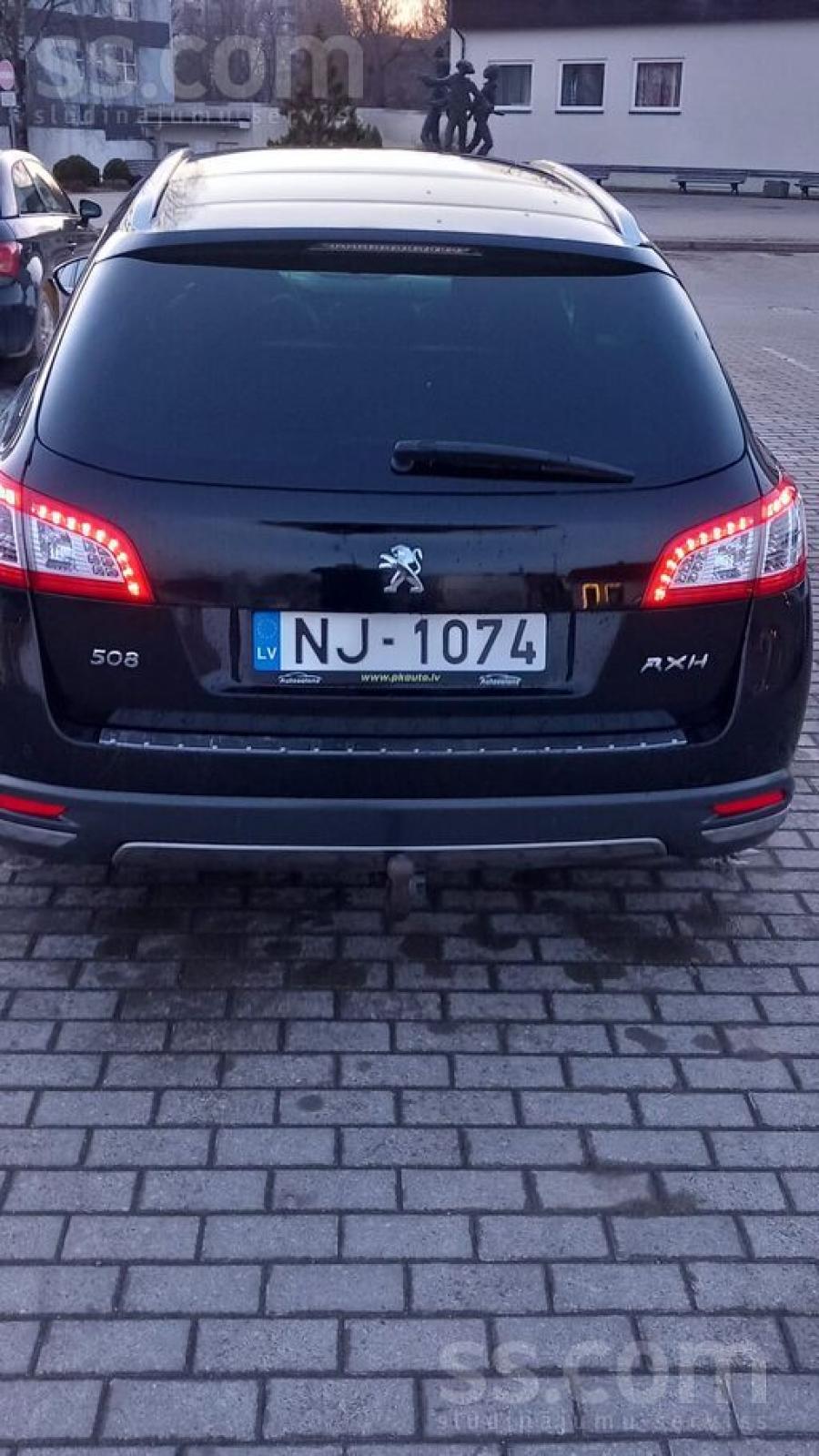 Black Peugeot 508 2012 in Valmiera, with an engine capacity of 2.00 L and mileage of 328 thousand km for 4000 €, photo 7 on AUTOMOTO.COM.LV