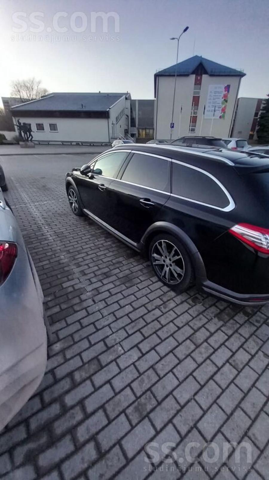 Black Peugeot 508 2012 in Valmiera, with an engine capacity of 2.00 L and mileage of 328 thousand km for 4000 €, photo 14 on AUTOMOTO.COM.LV