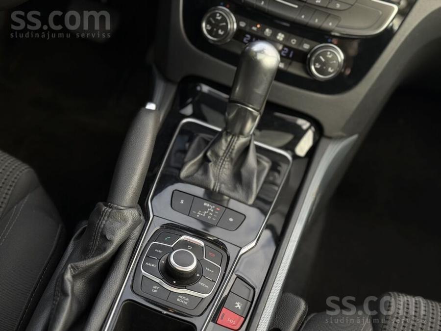 Black Peugeot 508 2013 in Riga, with an engine capacity of 2.00 L and mileage of 248 thousand km for 3890 €, photo 16 on AUTOMOTO.COM.LV