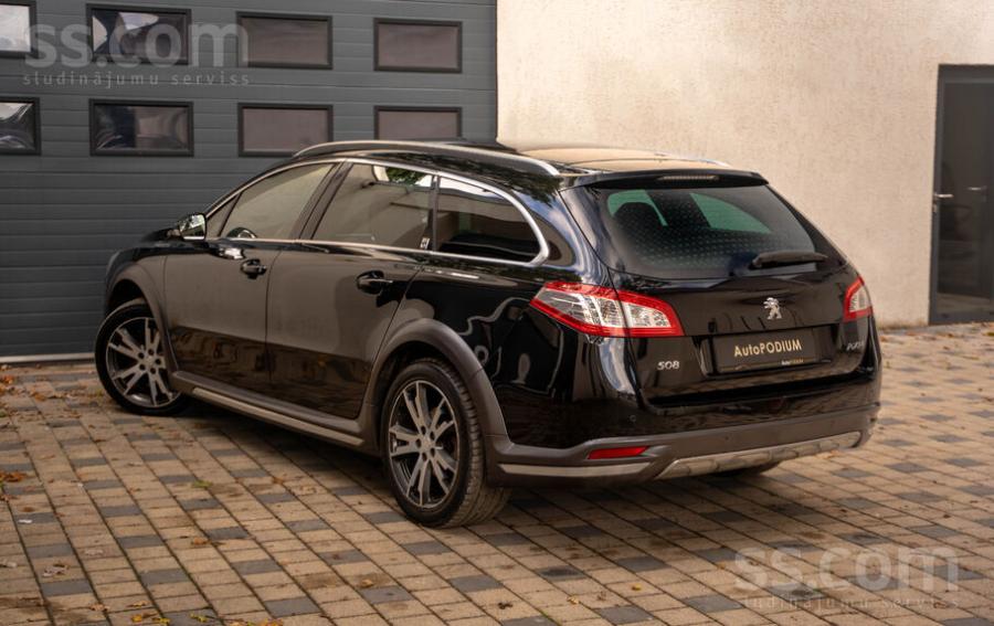 Black Peugeot 508 2013 in Riga, with an engine capacity of 2.00 L and mileage of 264 thousand km for 6650 €, photo 3 on AUTOMOTO.COM.LV
