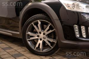 Black Peugeot 508 2013 in Riga, with an engine capacity of 2.00 L and mileage of 264 thousand km for 6650 €, photo 8 on AUTOMOTO.COM.LV