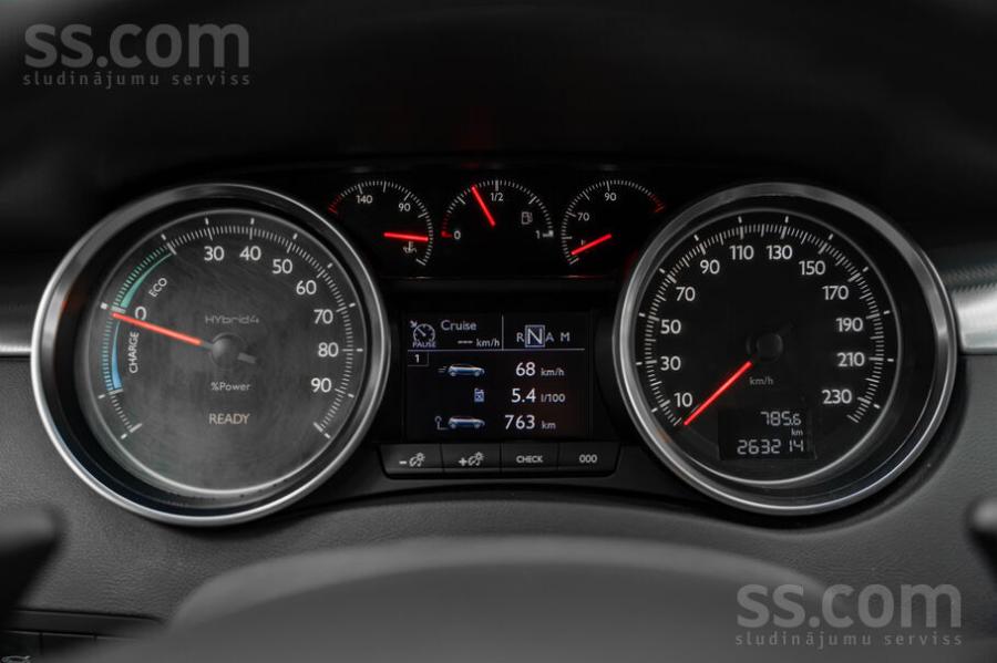 Black Peugeot 508 2013 in Riga, with an engine capacity of 2.00 L and mileage of 264 thousand km for 6650 €, photo 15 on AUTOMOTO.COM.LV