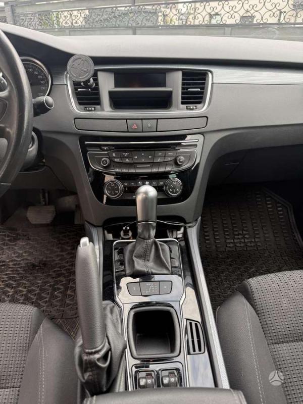 Black Peugeot 508 2014 in Klaipeda, with an engine capacity of 2.00 L and mileage of 322 thousand km for 3999 €, photo 9 on AUTOMOTO.COM.LV