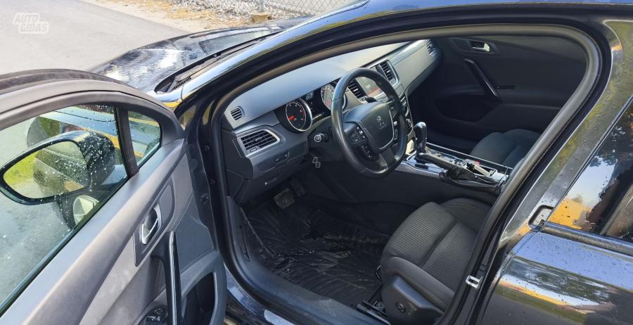Black Peugeot 508 2015 in Silute, with an engine capacity of 2.00 L and mileage of 298 thousand km for 3800 €, photo 8 on AUTOMOTO.COM.LV