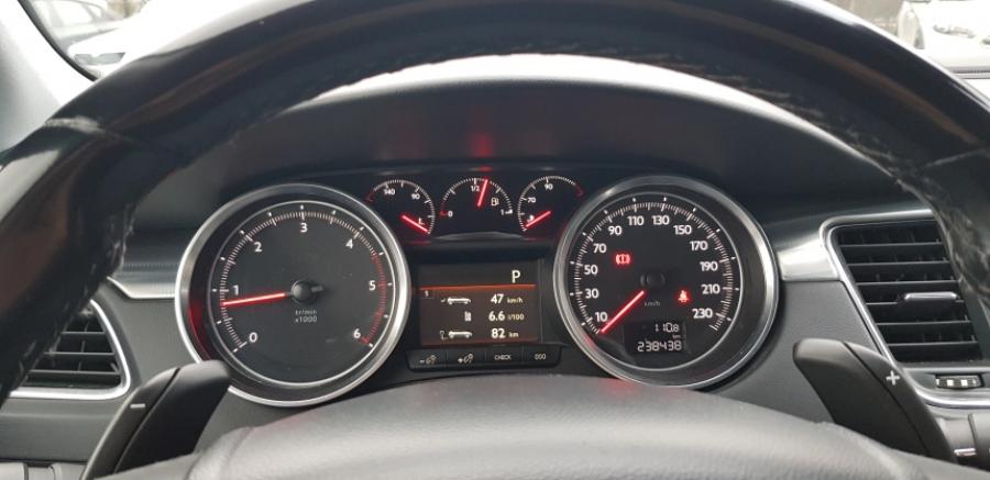 Black Peugeot 508 2015 in Riga, with an engine capacity of 2.00 L and mileage of 238 thousand km for 9750 €, photo 33 on AUTOMOTO.COM.LV