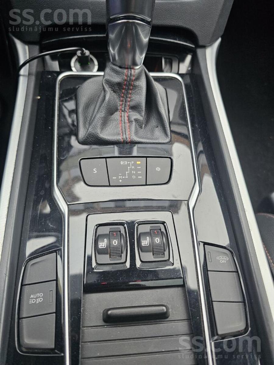 Melns Peugeot 508 2015 Liepāja, ar dzinēja tilpumu 2.20 L un nobraukumu 242 tūkst. km par 5600 €, foto 13 vietnē AUTOMOTO.COM.LV