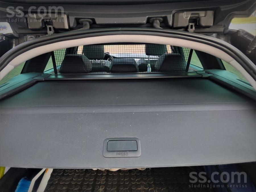 Black Peugeot 508 2015 in Ventspils, with an engine capacity of 2.00 L and mileage of 218 thousand km for 7500 €, photo 10 on AUTOMOTO.COM.LV