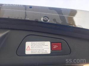 Black Peugeot 508 2015 in Ventspils, with an engine capacity of 2.00 L and mileage of 218 thousand km for 7500 €, photo 11 on AUTOMOTO.COM.LV