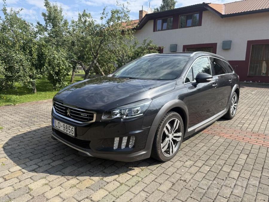 Black Peugeot 508 2015 in Jelgava, with an engine capacity of 2.00 L and mileage of 387 thousand km for 4700 €, photo 1 on AUTOMOTO.COM.LV