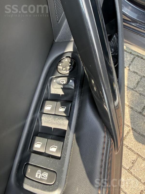 Black Peugeot 508 2015 in Jelgava, with an engine capacity of 2.00 L and mileage of 387 thousand km for 4700 €, photo 10 on AUTOMOTO.COM.LV