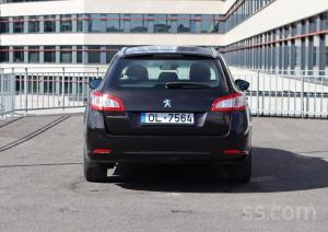 Black Peugeot 508 2016 in Riga, with an engine capacity of 1.60 L and mileage of 161 thousand km for 6980 €, photo 6 on AUTOMOTO.COM.LV