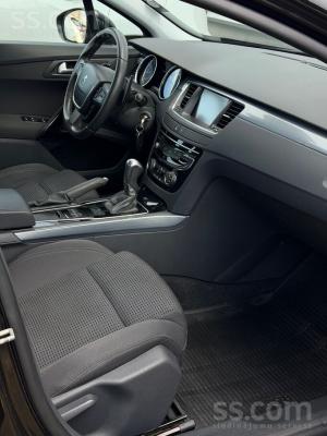 Black Peugeot 508 2016 in Riga, with an engine capacity of 1.60 L and mileage of 161 thousand km for 6980 €, photo 9 on AUTOMOTO.COM.LV