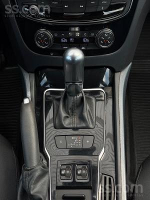Black Peugeot 508 2016 in Riga, with an engine capacity of 1.60 L and mileage of 161 thousand km for 6980 €, photo 14 on AUTOMOTO.COM.LV