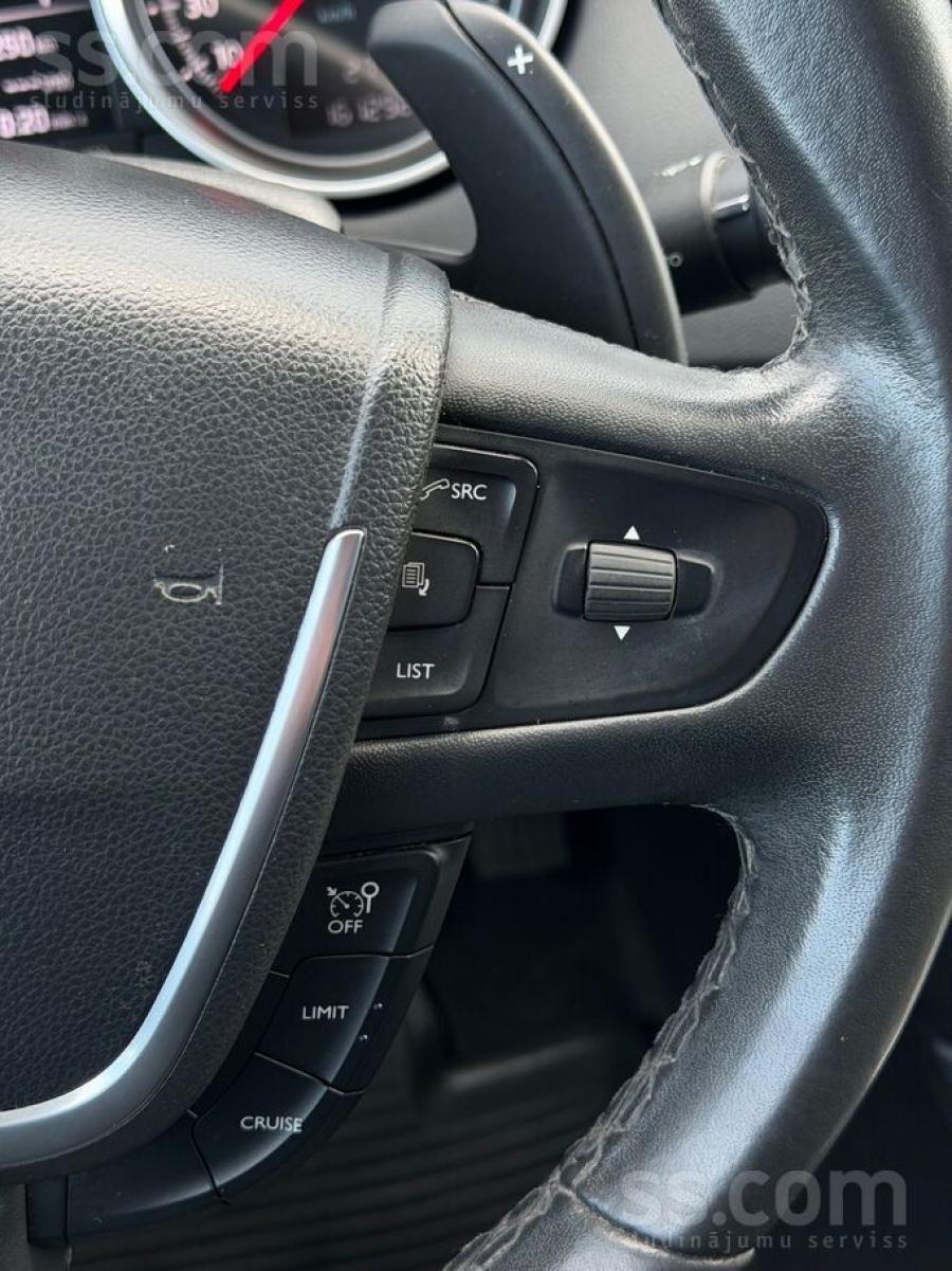 Black Peugeot 508 2016 in Riga, with an engine capacity of 1.60 L and mileage of 161 thousand km for 6980 €, photo 16 on AUTOMOTO.COM.LV