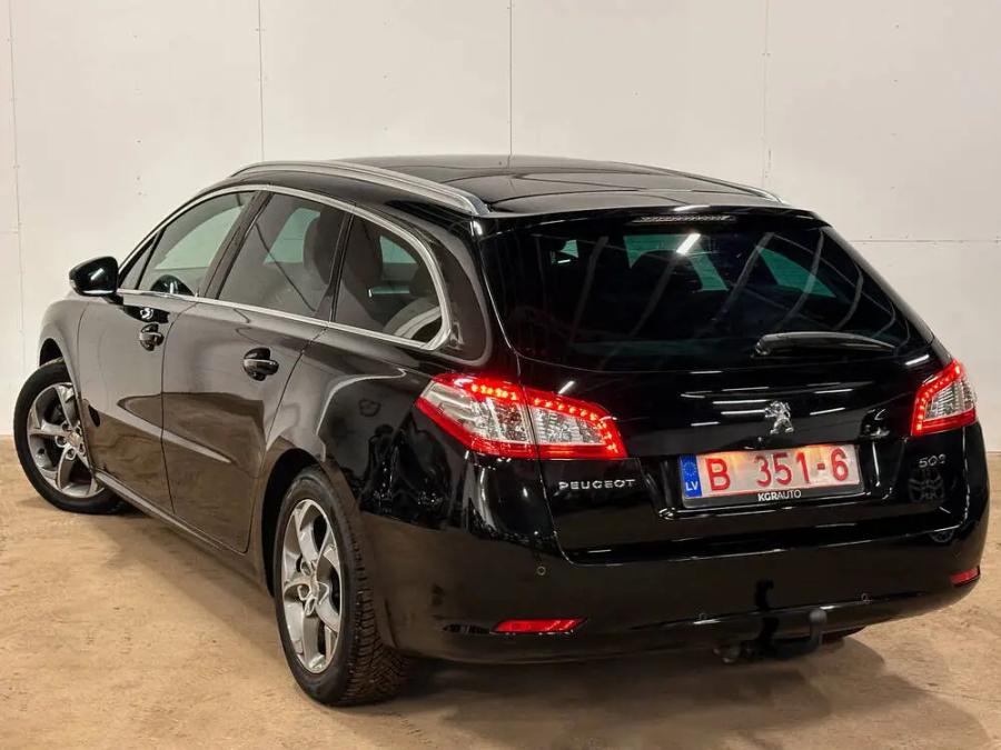 Black Peugeot 508 2016 in Jurmala, with an engine capacity of 1.60 L and mileage of 281 thousand km for 7450 €, photo 12 on AUTOMOTO.COM.LV