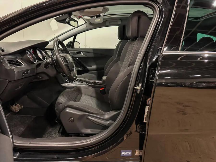 Black Peugeot 508 2016 in Jurmala, with an engine capacity of 1.60 L and mileage of 281 thousand km for 7450 €, photo 17 on AUTOMOTO.COM.LV
