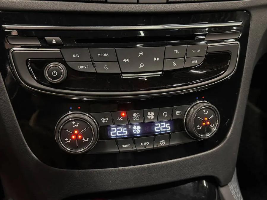 Black Peugeot 508 2016 in Jurmala, with an engine capacity of 1.60 L and mileage of 281 thousand km for 7450 €, photo 29 on AUTOMOTO.COM.LV