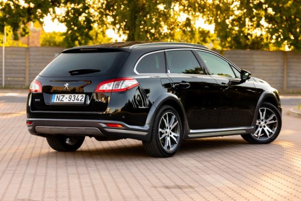 Melns Peugeot 508 2016 Rīga, ar dzinēja tilpumu 2.00 L un nobraukumu 241 tūkst. km par 11990 €, foto 3 vietnē AUTOMOTO.COM.LV