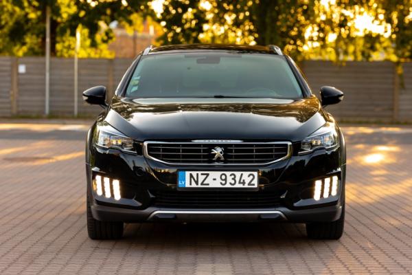 Melns Peugeot 508 2016 Rīga, ar dzinēja tilpumu 2.00 L un nobraukumu 241 tūkst. km par 11990 €, foto 5 vietnē AUTOMOTO.COM.LV