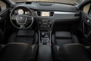 Black Peugeot 508 2016 in Riga, with an engine capacity of 2.00 L and mileage of 241 thousand km for 11990 €, photo 14 on AUTOMOTO.COM.LV