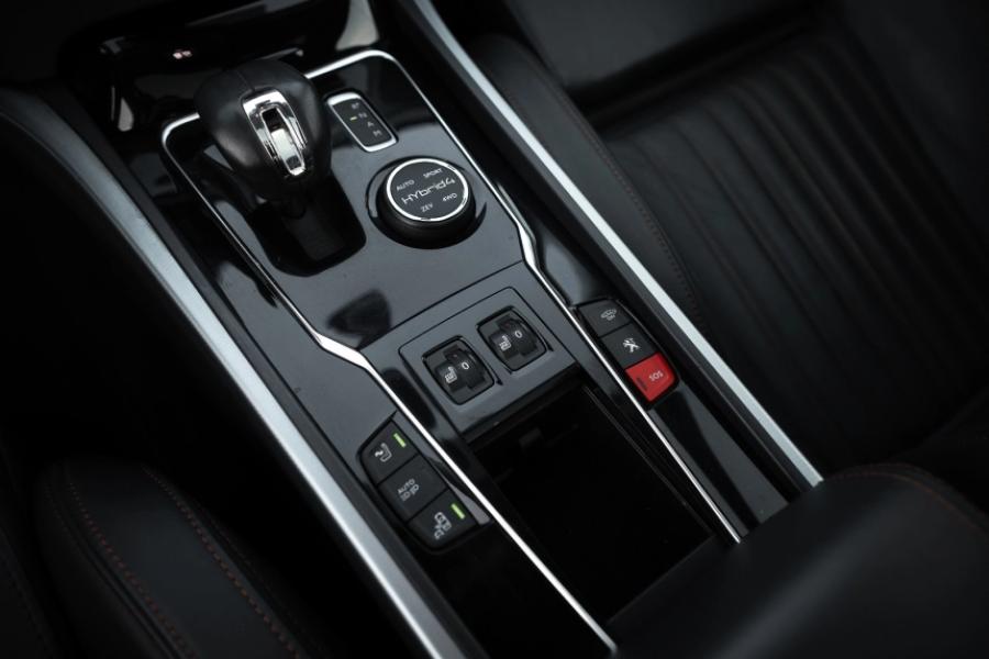 Black Peugeot 508 2016 in Riga, with an engine capacity of 2.00 L and mileage of 241 thousand km for 11990 €, photo 17 on AUTOMOTO.COM.LV