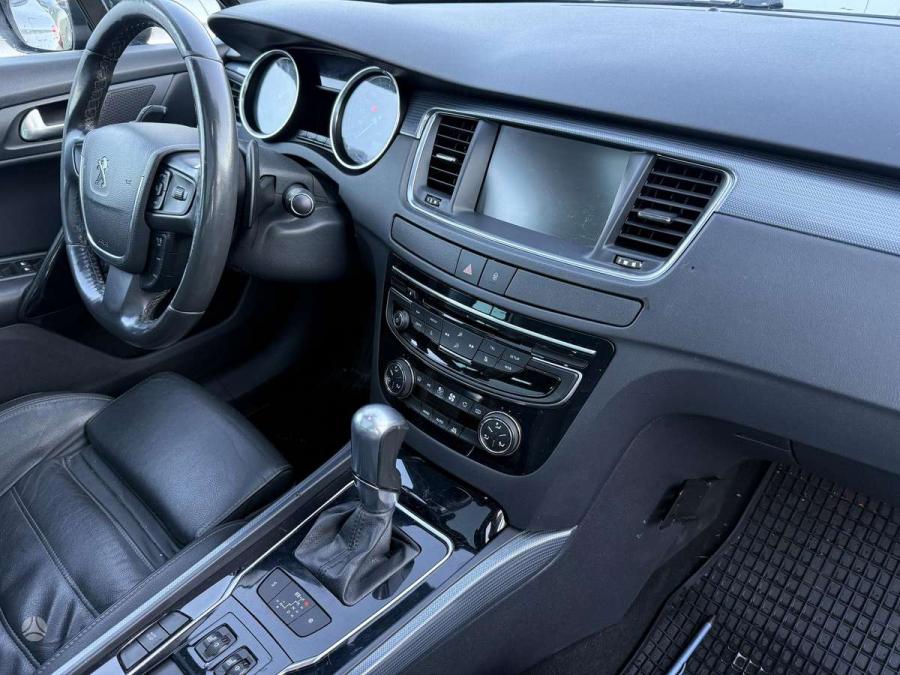Black Peugeot 508 2016 in Prienai, with an engine capacity of 1.56 L and mileage of 291 thousand km for 3950 €, photo 18 on AUTOMOTO.COM.LV