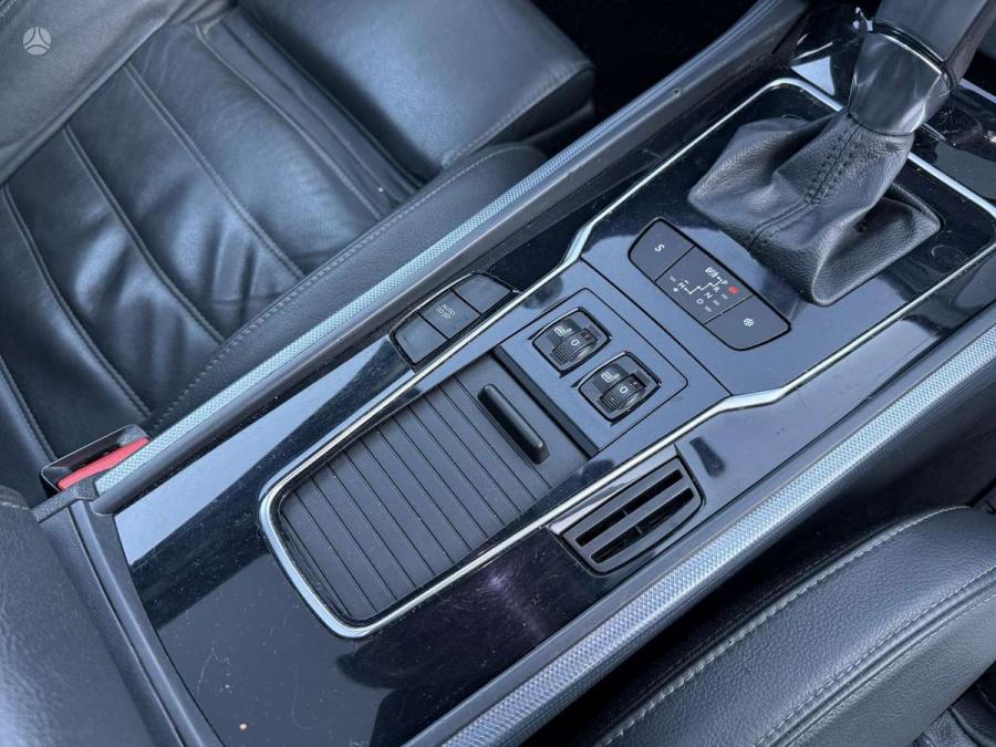 Black Peugeot 508 2016 in Prienai, with an engine capacity of 1.56 L and mileage of 291 thousand km for 3950 €, photo 19 on AUTOMOTO.COM.LV