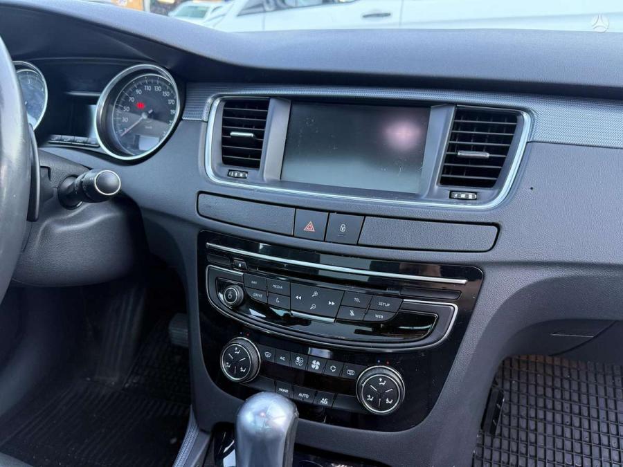 Black Peugeot 508 2016 in Prienai, with an engine capacity of 1.56 L and mileage of 291 thousand km for 3950 €, photo 20 on AUTOMOTO.COM.LV