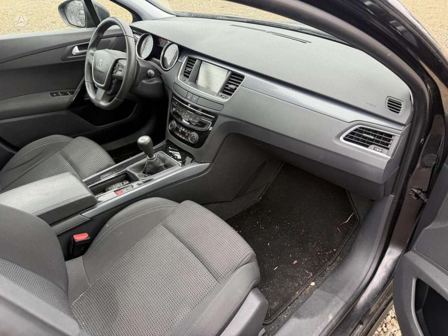 Melns Peugeot 508 2016 Tauragė, ar dzinēja tilpumu 1.56 L un nobraukumu 200 tūkst. km par 4800 €, foto 9 vietnē AUTOMOTO.COM.LV