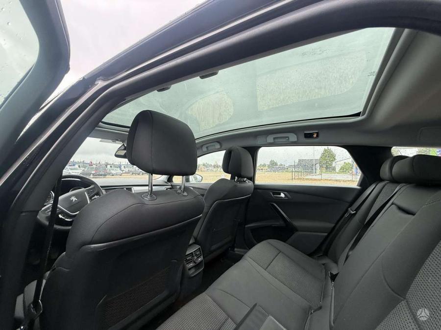 Melns Peugeot 508 2016 Tauragė, ar dzinēja tilpumu 1.56 L un nobraukumu 200 tūkst. km par 4800 €, foto 16 vietnē AUTOMOTO.COM.LV