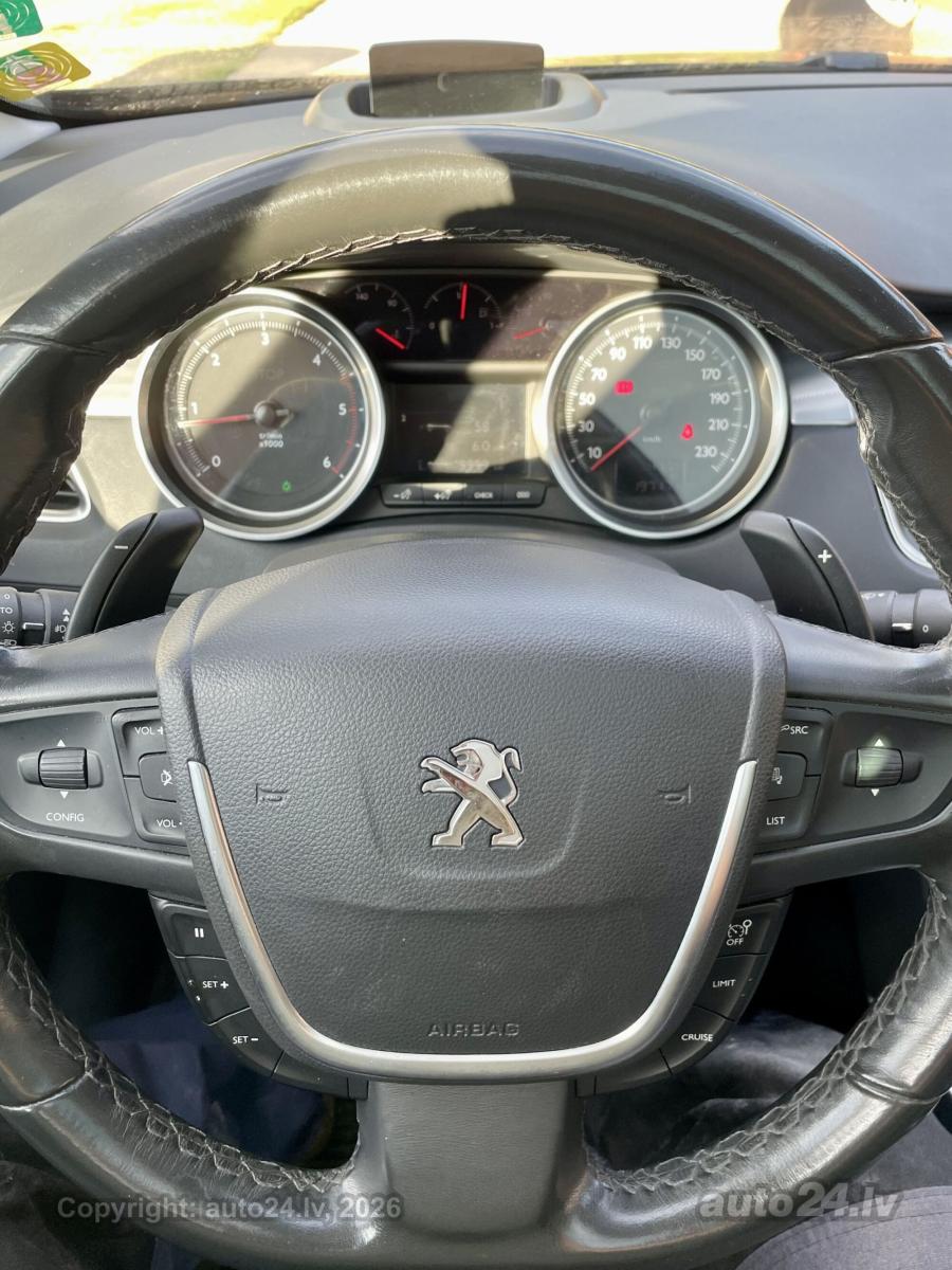 Black Peugeot 508 2016 in Tartu, with an engine capacity of 2.00 L and mileage of 197 thousand km for 9990 €, photo 10 on AUTOMOTO.COM.LV