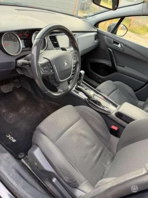 Black Peugeot 508 2016 in Vilnius, with an engine capacity of 1.56 L and mileage of 270 thousand km for 4600 €, photo 8 on AUTOMOTO.COM.LV