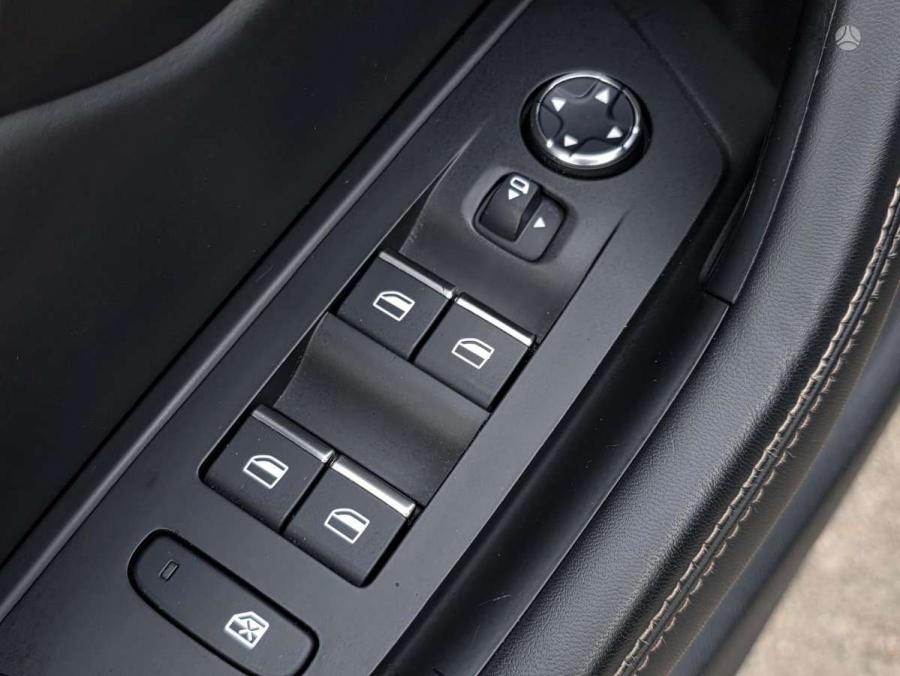 Melns Peugeot 508 2019 Tauragė, ar dzinēja tilpumu 2.00 L un nobraukumu 308 tūkst. km par 11000 €, foto 48 vietnē AUTOMOTO.COM.LV