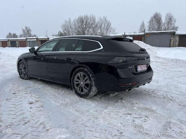 Black Peugeot 508 2020 in Utena, with an engine capacity of 1.60 L and mileage of 265 thousand km for 11200 €, photo 8 on AUTOMOTO.COM.LV