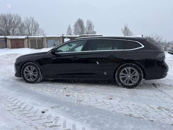 Black Peugeot 508 2020 in Utena, with an engine capacity of 1.60 L and mileage of 265 thousand km for 11200 €, photo 9 on AUTOMOTO.COM.LV