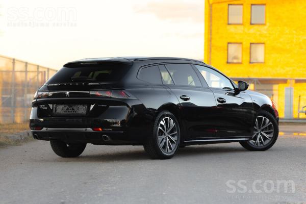 Black Peugeot 508 2021 in Jelgava, with an engine capacity of 1.60 L and mileage of 111 thousand km for 16990 €, photo 3 on AUTOMOTO.COM.LV