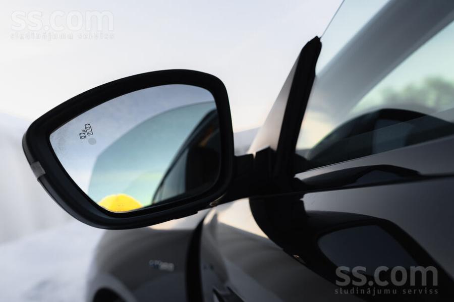 Black Peugeot 508 2021 in Jelgava, with an engine capacity of 1.60 L and mileage of 111 thousand km for 16990 €, photo 14 on AUTOMOTO.COM.LV