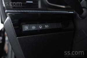 Black Peugeot 508 2021 in Jelgava, with an engine capacity of 1.60 L and mileage of 111 thousand km for 16990 €, photo 17 on AUTOMOTO.COM.LV
