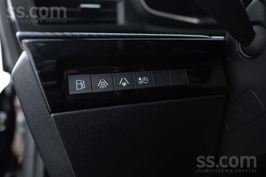 Black Peugeot 508 2021 in Jelgava, with an engine capacity of 1.60 L and mileage of 111 thousand km for 16990 €, photo 17 on AUTOMOTO.COM.LV