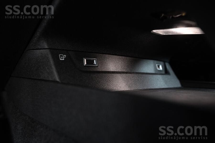Black Peugeot 508 2021 in Jelgava, with an engine capacity of 1.60 L and mileage of 111 thousand km for 16990 €, photo 24 on AUTOMOTO.COM.LV