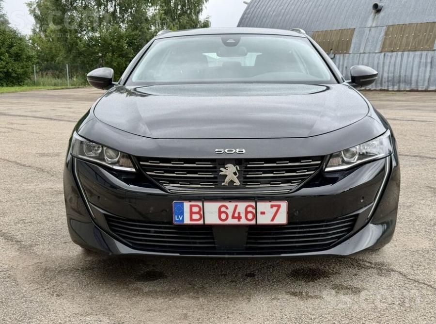 Black Peugeot 508 2021 in Riga, with an engine capacity of 1.20 L and mileage of 208 thousand km for 10990 €, photo 3 on AUTOMOTO.COM.LV