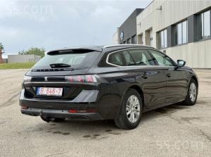 Black Peugeot 508 2021 in Riga, with an engine capacity of 1.20 L and mileage of 208 thousand km for 10990 €, photo 6 on AUTOMOTO.COM.LV
