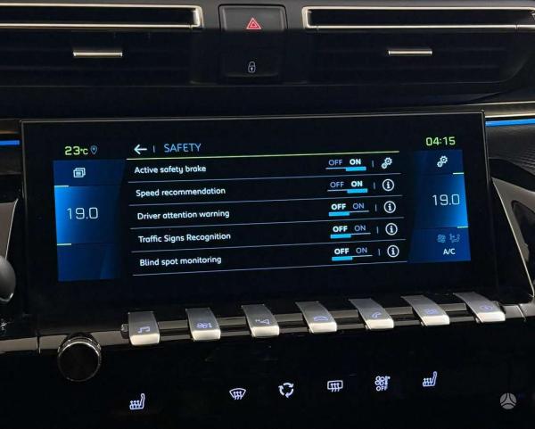Black Peugeot 508 2022 in Marijampole, with an engine capacity of 1.60 L and mileage of 212 thousand km for 13850 €, photo 9 on AUTOMOTO.COM.LV