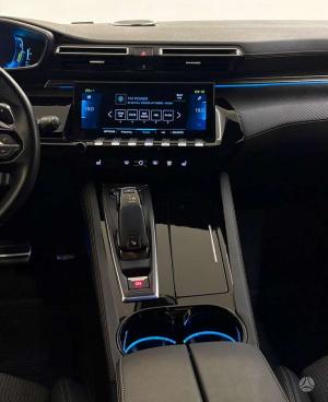 Black Peugeot 508 2022 in Marijampole, with an engine capacity of 1.60 L and mileage of 212 thousand km for 13850 €, photo 22 on AUTOMOTO.COM.LV