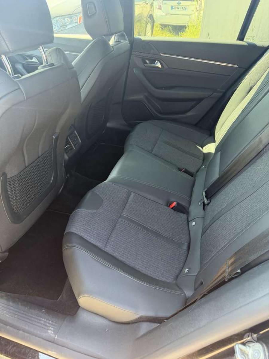 Melns Peugeot 508 2023 Viļņa, ar dzinēja tilpumu 1.50 L un nobraukumu 150 tūkst. km par 13333 €, foto 10 vietnē AUTOMOTO.COM.LV