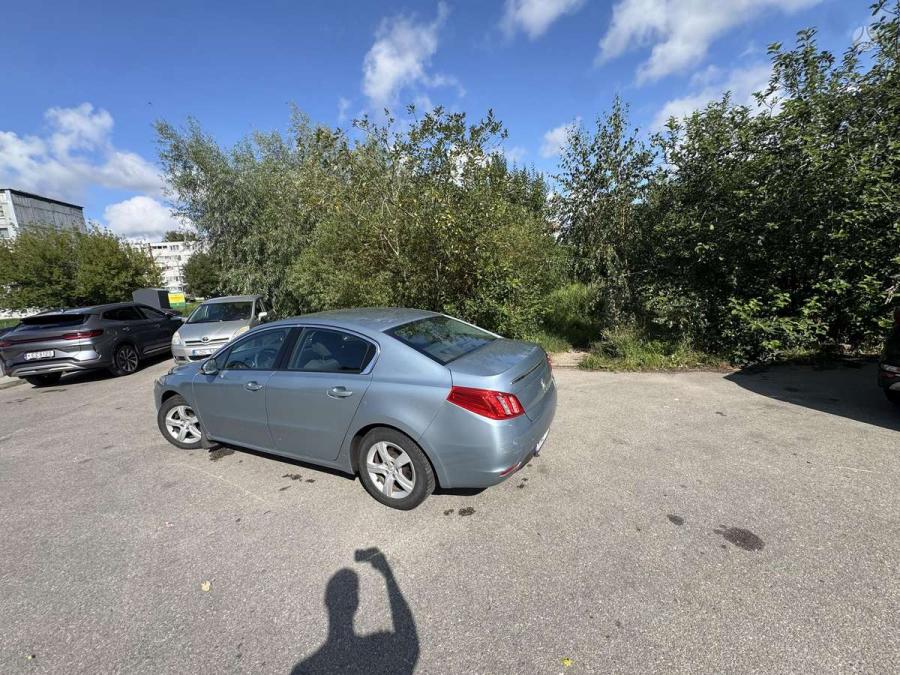 Zils Peugeot 508 2011 Klaipėda, ar dzinēja tilpumu 1.56 L un nobraukumu 380 tūkst. km par 3200 €, foto 15 vietnē AUTOMOTO.COM.LV