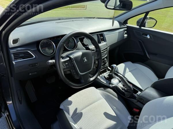 Blue Peugeot 508 2014 in Riga, with an engine capacity of 1.60 L and mileage of 279 thousand km for 3600 €, photo 10 on AUTOMOTO.COM.LV