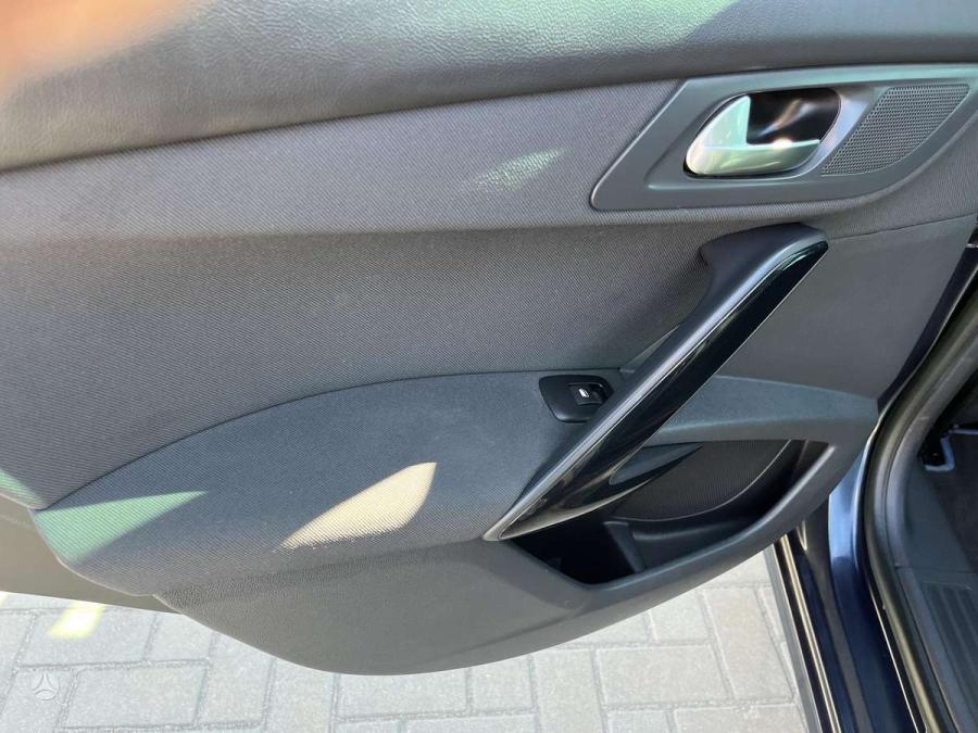 Zils Peugeot 508 2015 Tauragė, ar dzinēja tilpumu 1.60 L un nobraukumu 173 tūkst. km par 4400 €, foto 18 vietnē AUTOMOTO.COM.LV
