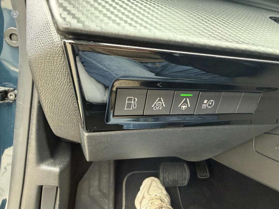 Blue Peugeot 508 2021 in Siauliai, with an engine capacity of 1.60 L and mileage of 169 thousand km for 14990 €, photo 27 on AUTOMOTO.COM.LV