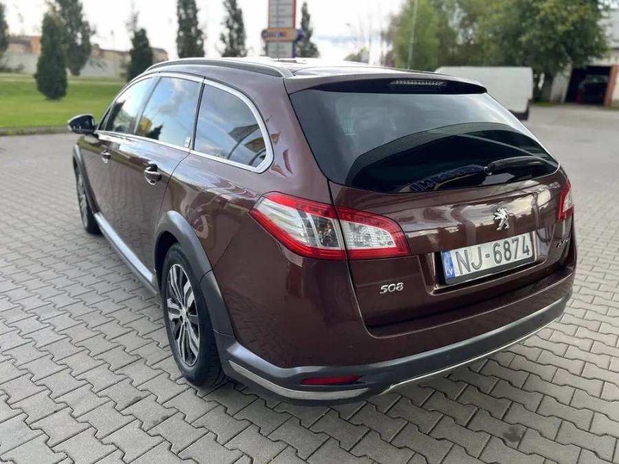 Brown Peugeot 508 2013 in Jekabpils, with an engine capacity of 2.00 L and mileage of 235 thousand km for 6900 €, photo 5 on AUTOMOTO.COM.LV